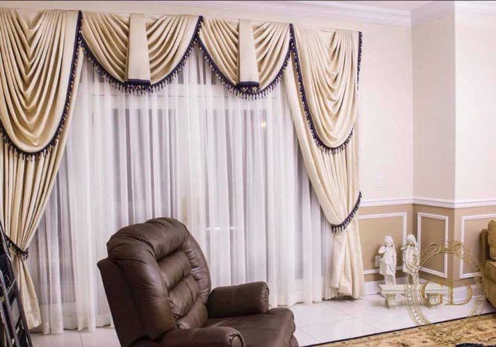 Stunning Fancy Drapery Ideas For A Living Room